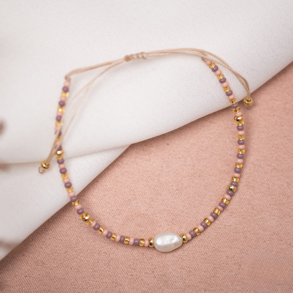 Pulseras Hilo - Sofia Chic – La Boutique Joyas